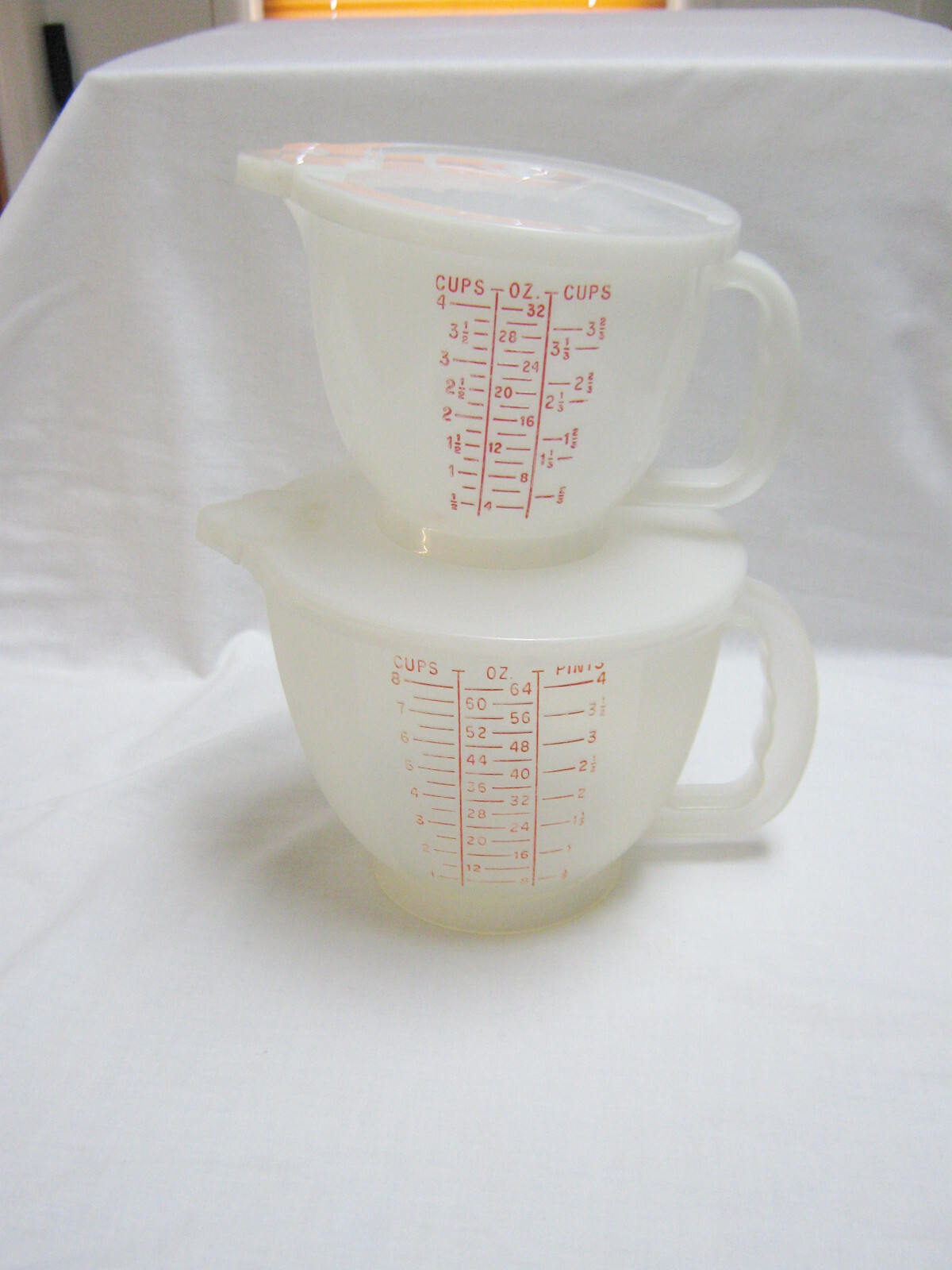 2 Tupperware MIX N STORE Measuring Batter Bowls W/ Lids 4 Cup & 8 Cup ...