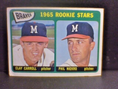 1965 Topps - 1965 Rookie Stars #461 Phil Niekro HOF, Clay Carroll (RC ...
