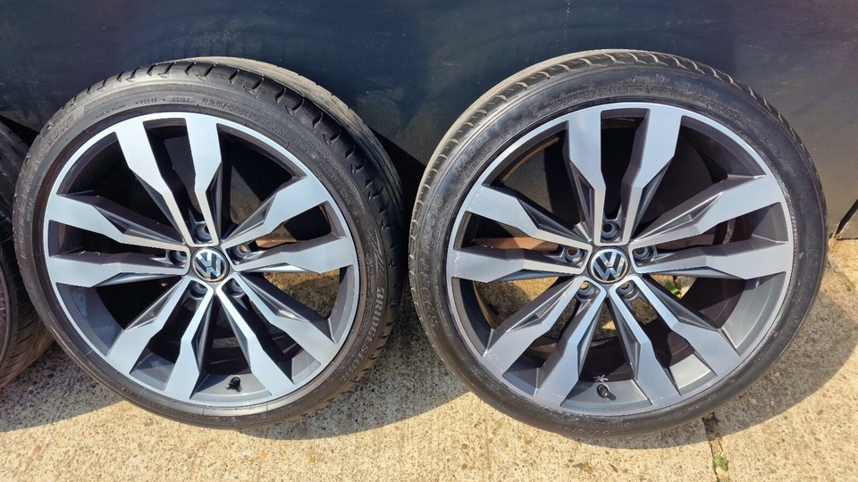 Genuine Volkswagen T-Roc Suzuka 19" Alloy Wheels R-Line 2ga601025f ...