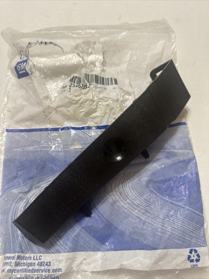Chevrolet GM OEM 15-20 Colorado Front Bumper-Side Bracket Right ...