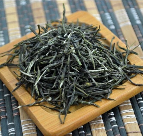 Premium early spring E mei Mao Feng Green Tea,MingQian E Mei Mao Feng ...