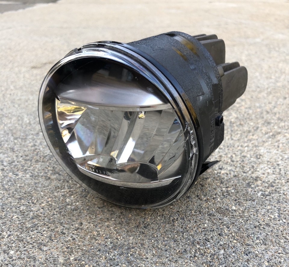 Toyota Lamp Assy, FOG Light, LH 81220-48051 fits Lexus ES 350 OEM 2017 ...
