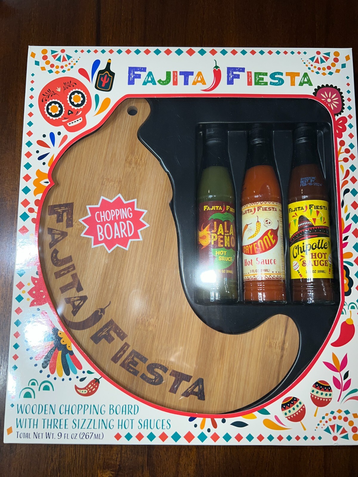 Fajita Fiesta wooden cutting board and three sauces, NEW | eBay