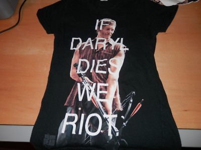 Women's Walking Dead "If Daryl Dies We Riot" T Shirt Size Small | eBay