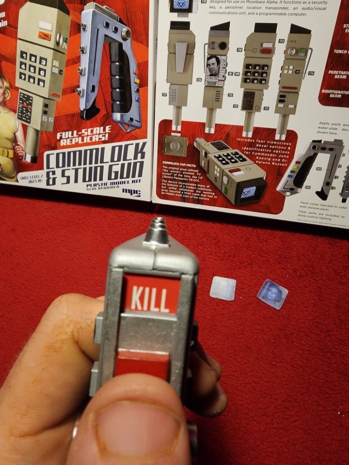 Space: 1999 STUDIO SCALE Commlock And Stun Gun Replica Assembled ...