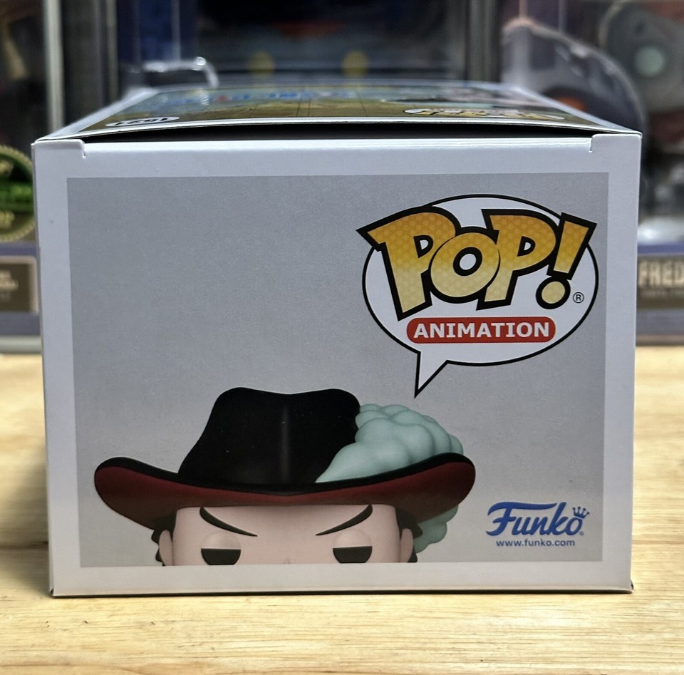 Funko Pop! One Piece Dracule Mihawk #1521 Exclusive Vinyl Figure New IN ...