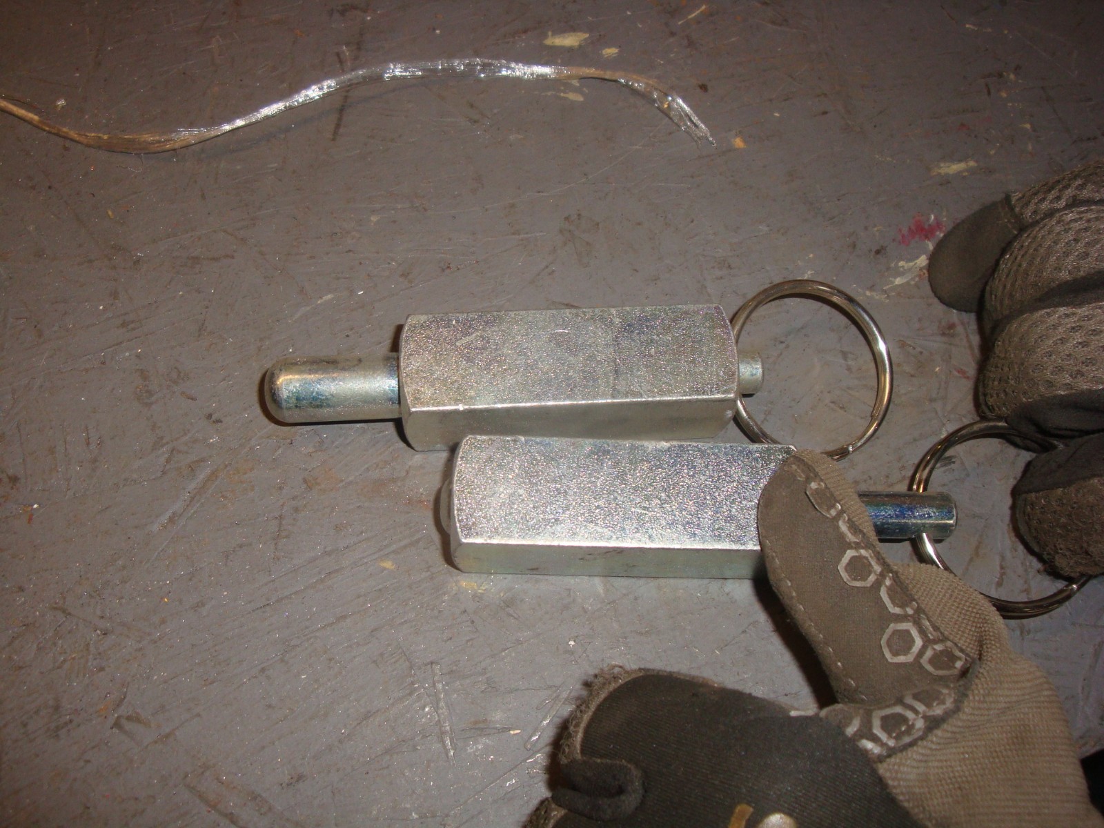 LOT OF 2 HEAVY DUTY MONTAGUE PLUNGER BARREL LATCH | eBay