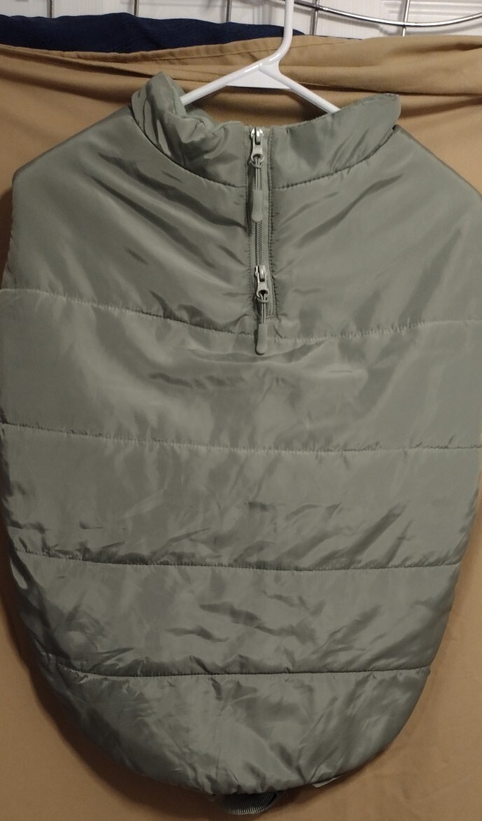 Def Salv Large Green Dog Puffer Jacket | eBay