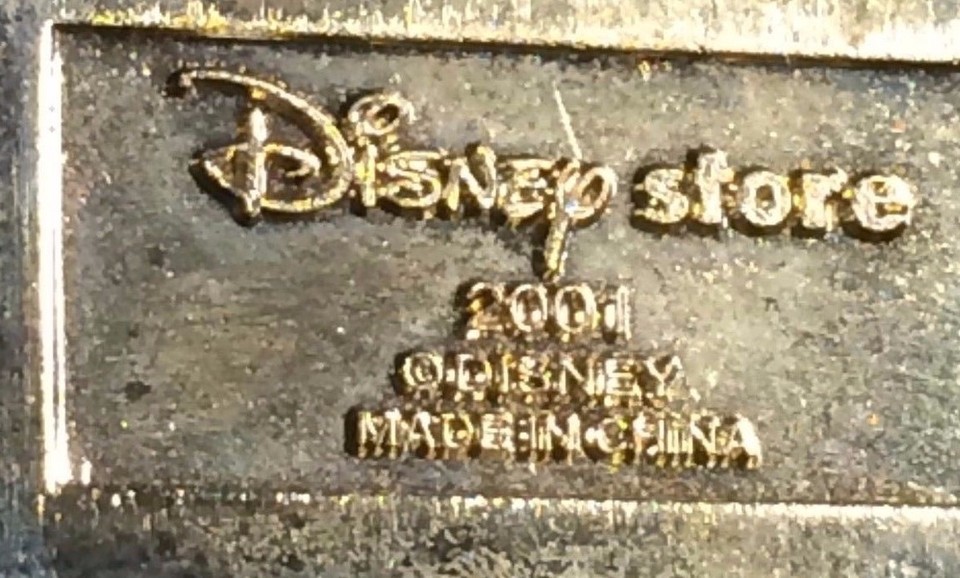 Commemorative Disney Store Exclusive Pin 2001 Snow White Seven Dwarfs ...