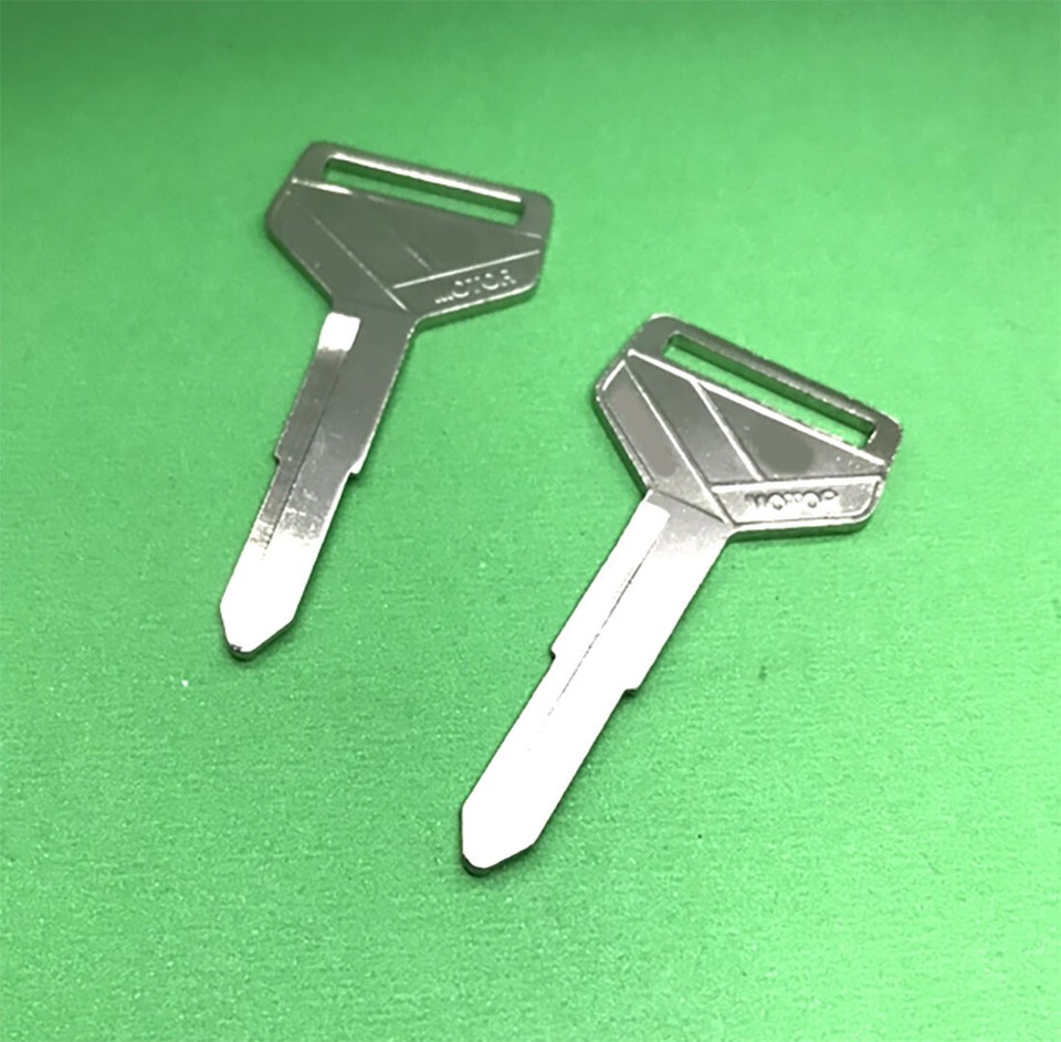 Blank Key For Toyota 4Runner Corolla Pickup Starlet Land Cruiser MR2 ...