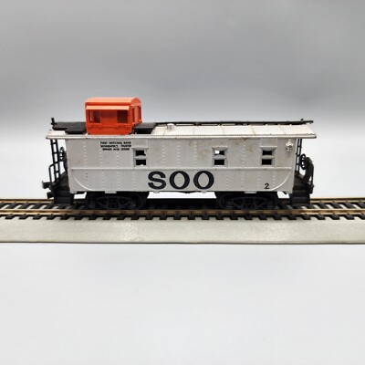 ROCO HO Scale SOO Line Orange/Silver Caboose Model Freight Train Car C ...