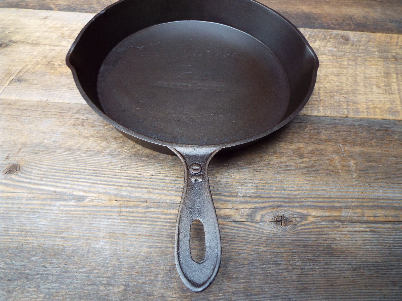 Cast Iron Antique Bottom Gated Skillet #10 / 12", restored | eBay
