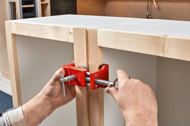 Bessey 4 in Capacity Cabinetry Clamp For Aligning Face Framed Box ...