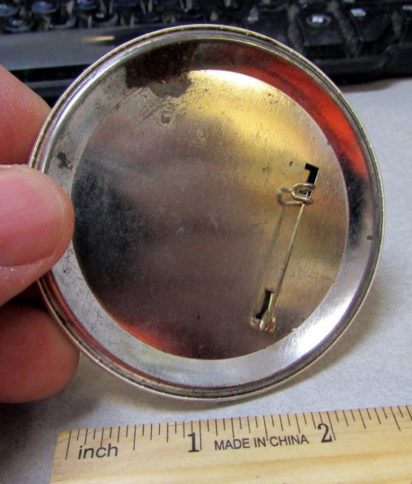 vintage pin back style button, Iowa Hawkeyes NCAA team Beat Michigan ...