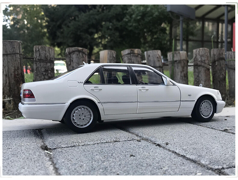 1:18 Mercedes-Benz S600 W140 1990 Tiger head Simulation Alloy Static ...