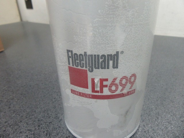 Genuine Fleetguard LF699 Lube Oil Filter * for sale online | eBay