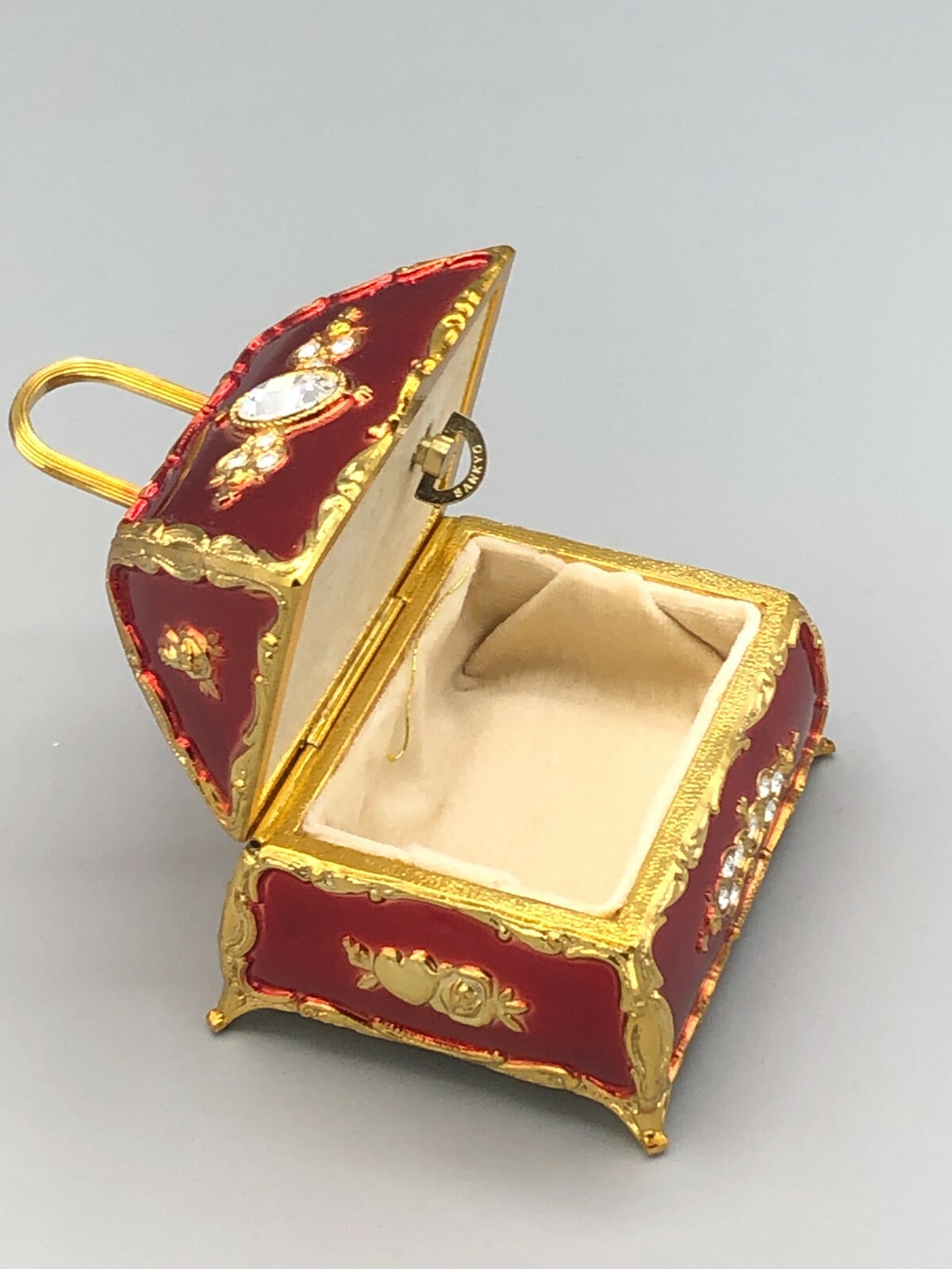Fancy Red Handbag shaped Music Box by Splendid | eBay