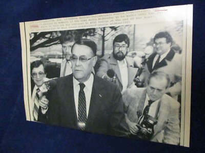Wire Press Photo 1985 Gregore Sambor police commissioner resigning ...