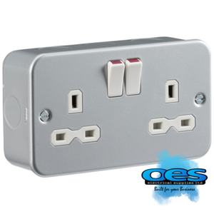METAL CLAD 13AMP DOUBLE 2 GANG SWITCHED SOCKET TWIN ELECTRICAL WALL ...