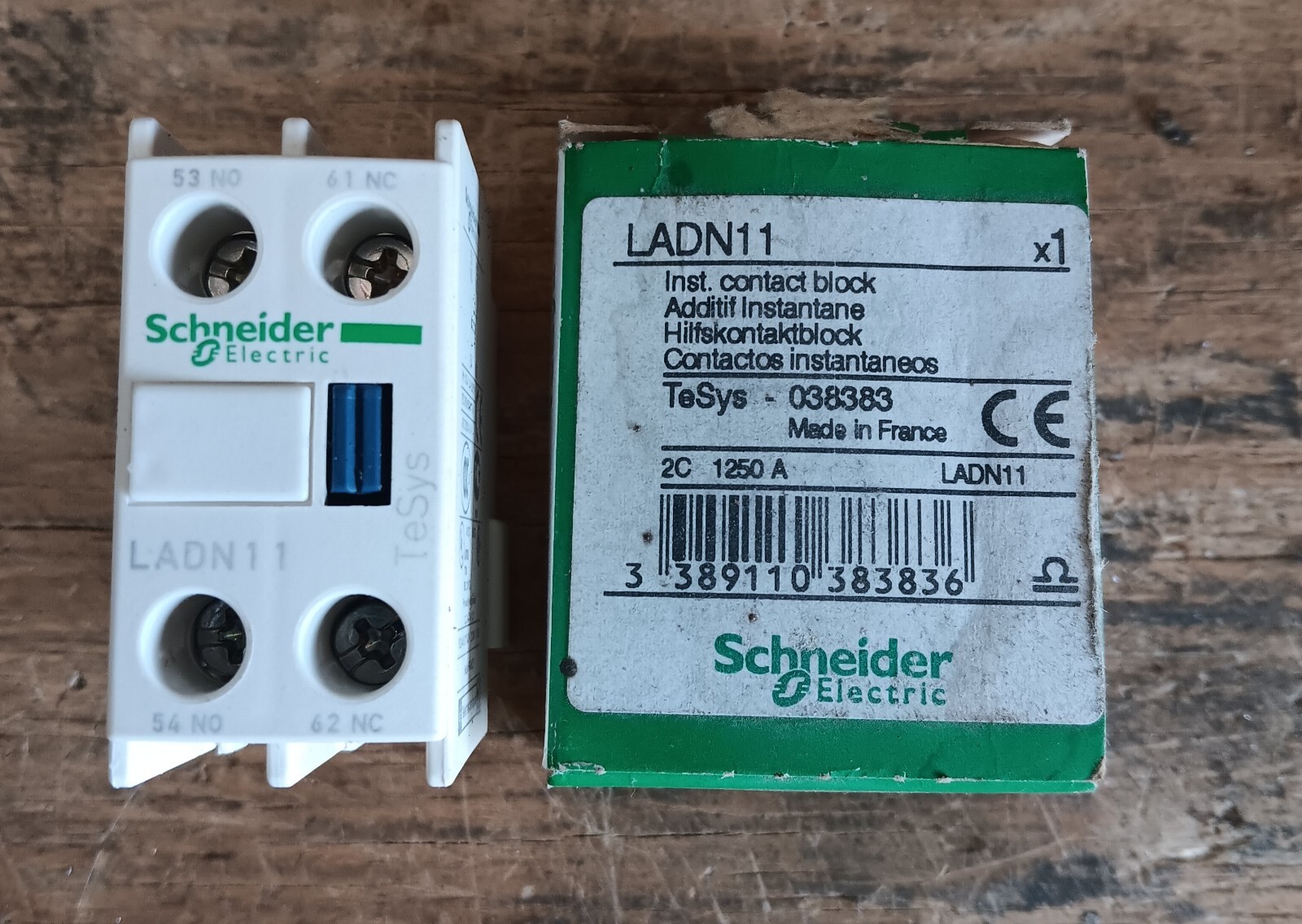 Schneider LADN11 Contact Block - New in Box | eBay