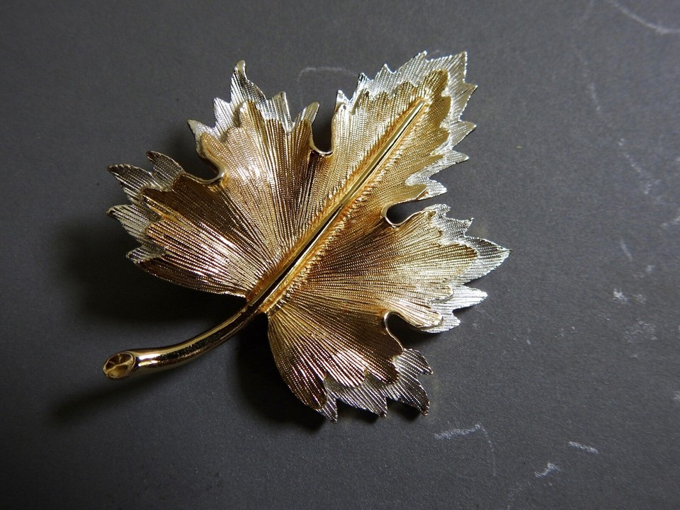 beautiful LEAF PIN Sarah Coventry two tone brooch gold/silver leaves ...