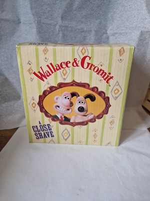 Wallace & Gromit Wallace Meets Wendolene Figurine Statue Vivid ...