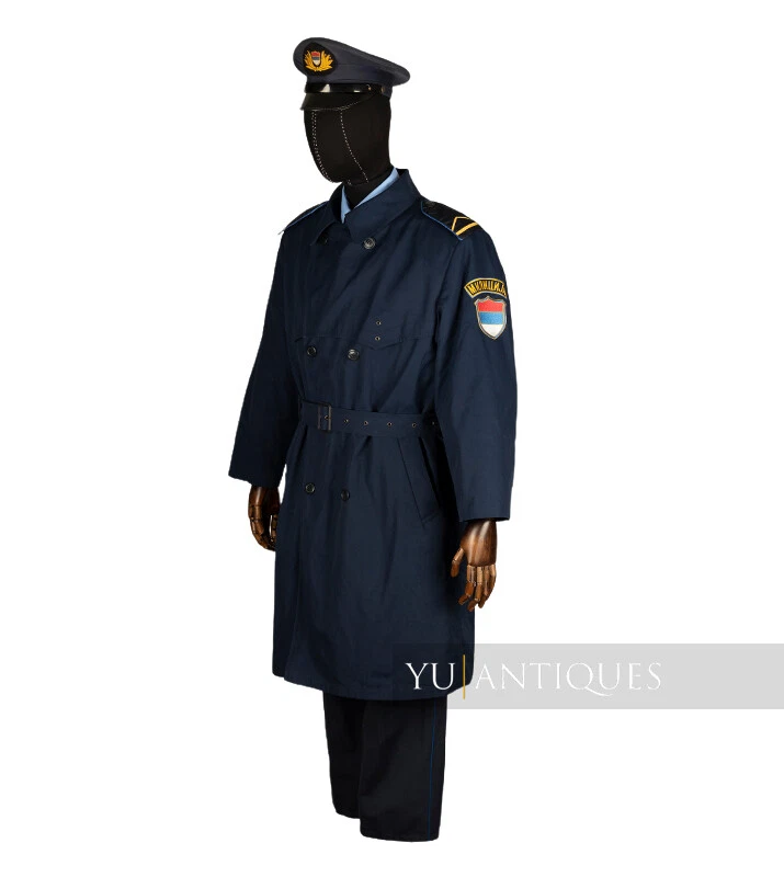 Dhl Uniform