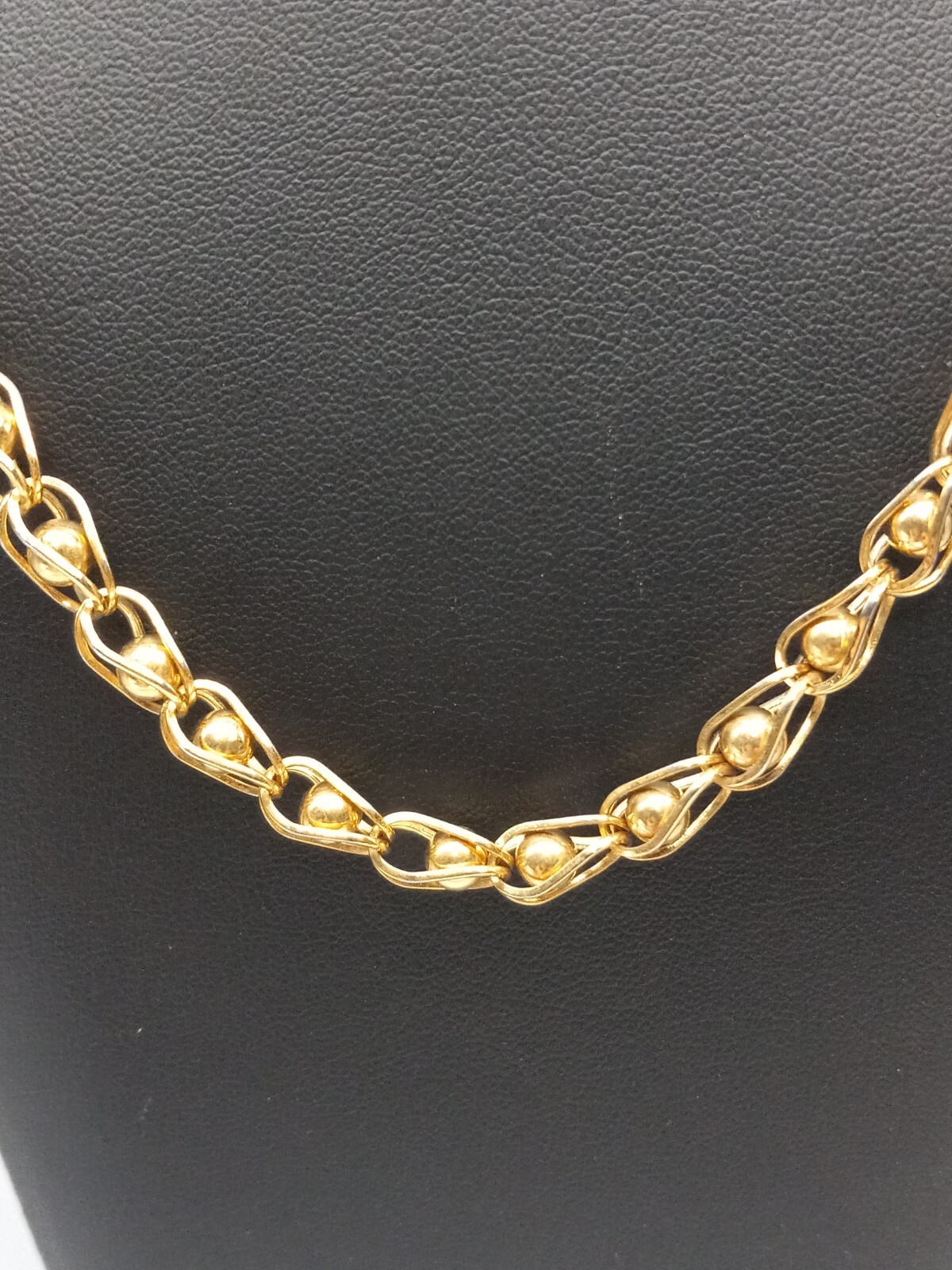 Monet Vintage gold tone Caged Ball Bead Chain Necklace - Gem