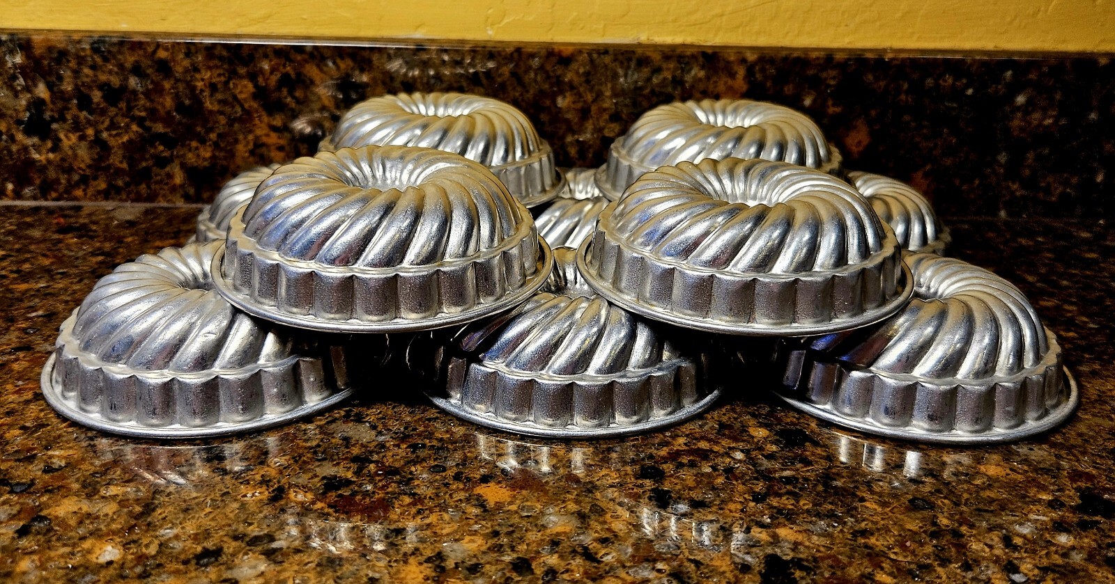 Vintage Aluminum Pinwheel Jello Molds - Set Of 10 | eBay