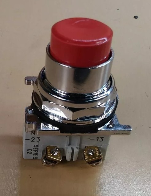 Cutler Hammer Eaton 10250T/91000T Red Momentary Push Button 4D | eBay