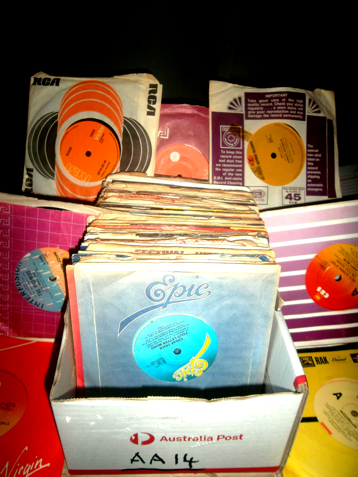 100 45s vinyl , 70s to 80s / lot AA 14 | eBay Australia