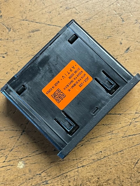 Genuine Nissan Conn-auxiliary Aduio System 284h3-6ca1a for sale online ...