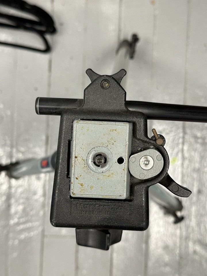 Bogen Manfrotto Tripod With Bogen manfrotto 3130 Head Professional ...