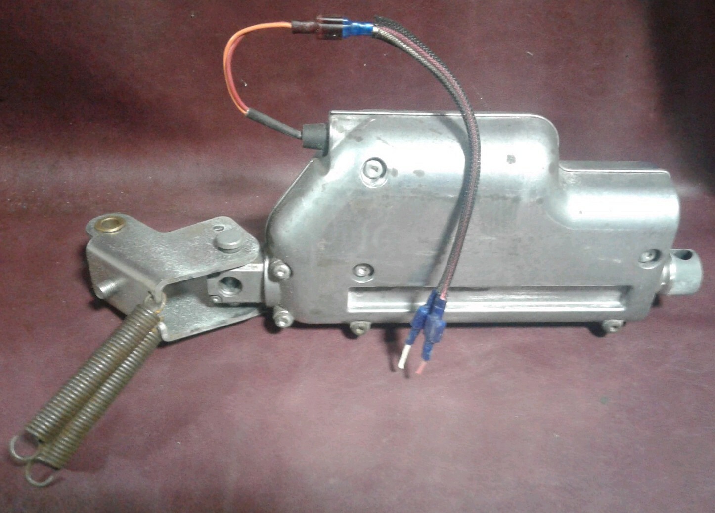 TOMCAT MINI MAG ACTUATOR. P/N 190-2210. 4" Stroke. 24 volt. 450lb Load ...