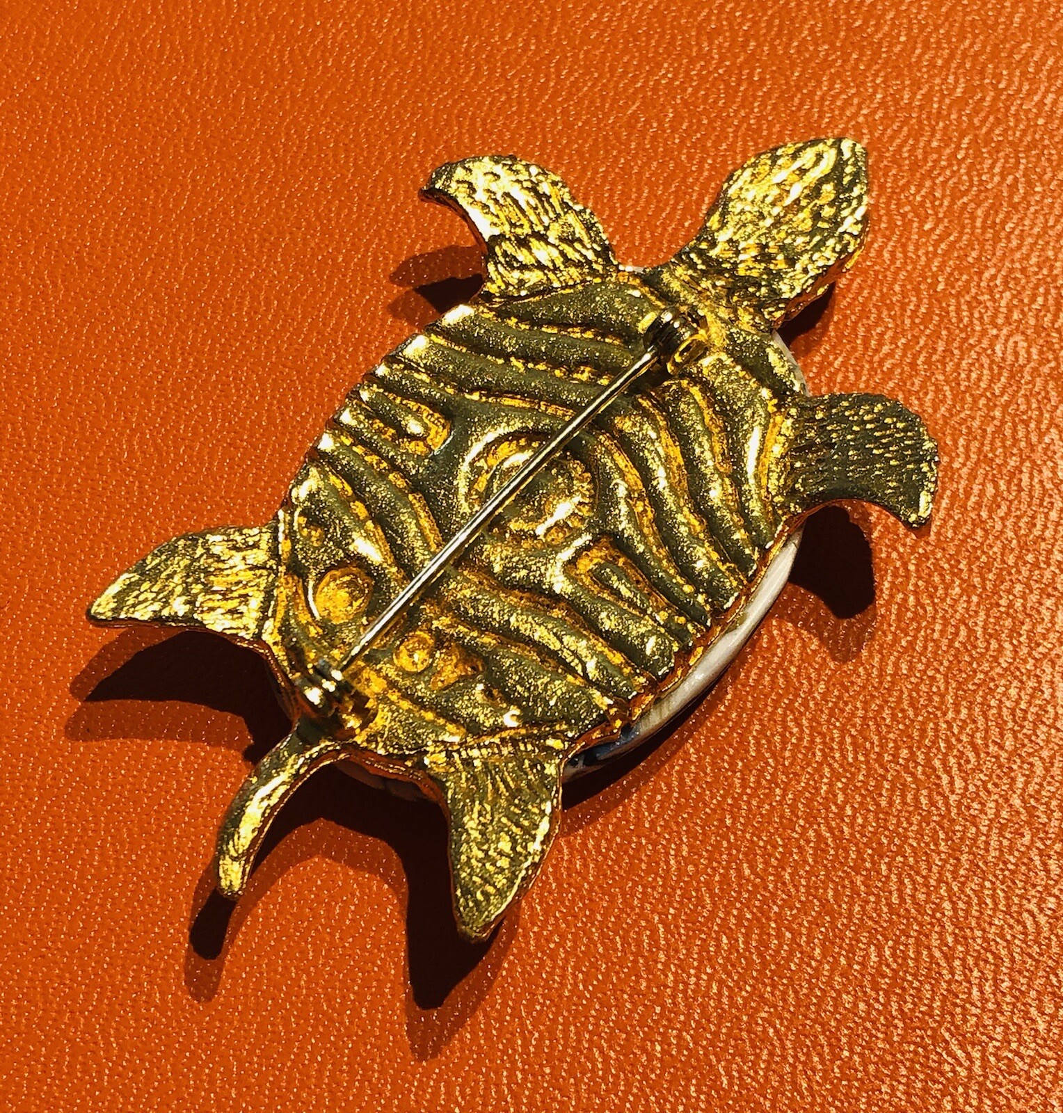 Vintage JOY Gold Plated Blue Glass Turtle Brooch - Gem