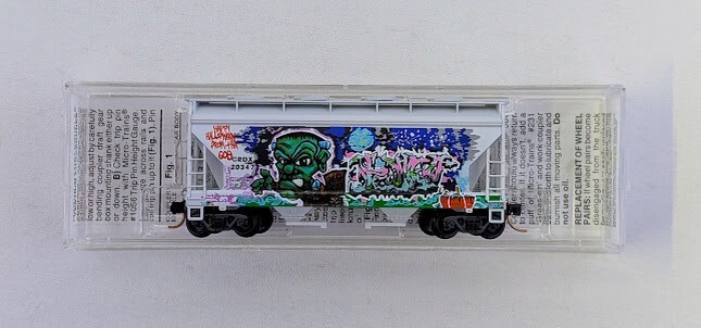 Micro-Trains N Scale Graffiti Collector Series Car #10 - Halloween #79 ...