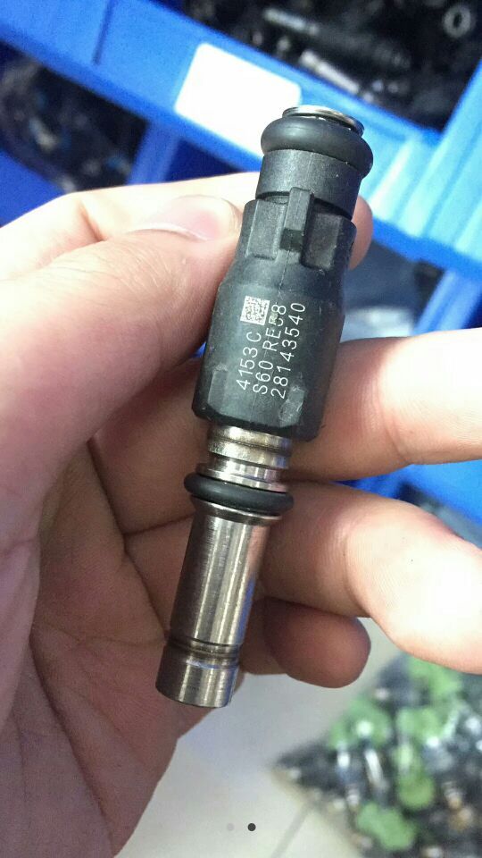 4pcs Fuel Injector 28143540 For Chevrolet Genuine High quality 4-Hole ...