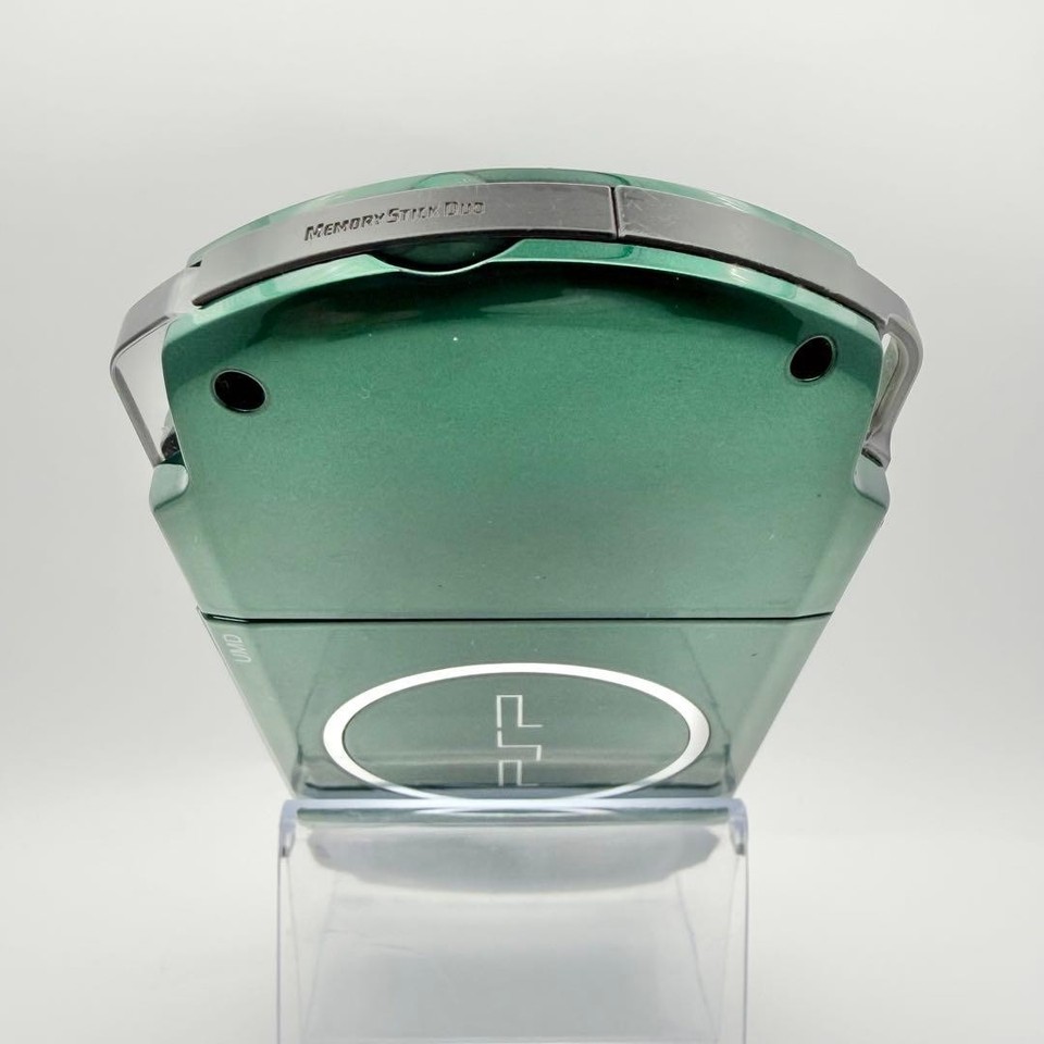 PSP Playstation Portable Spirited Green PSP 3000SG Sony console di ...