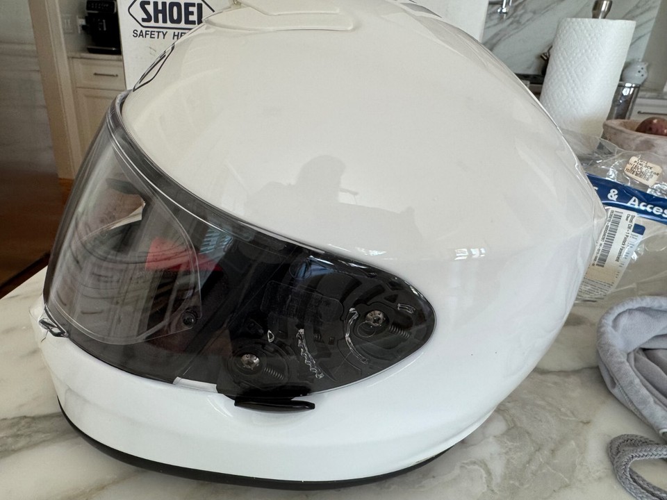 Shoei QWEST White Full Face Helmet/Clear Visor/Size Large/Like New/No ...