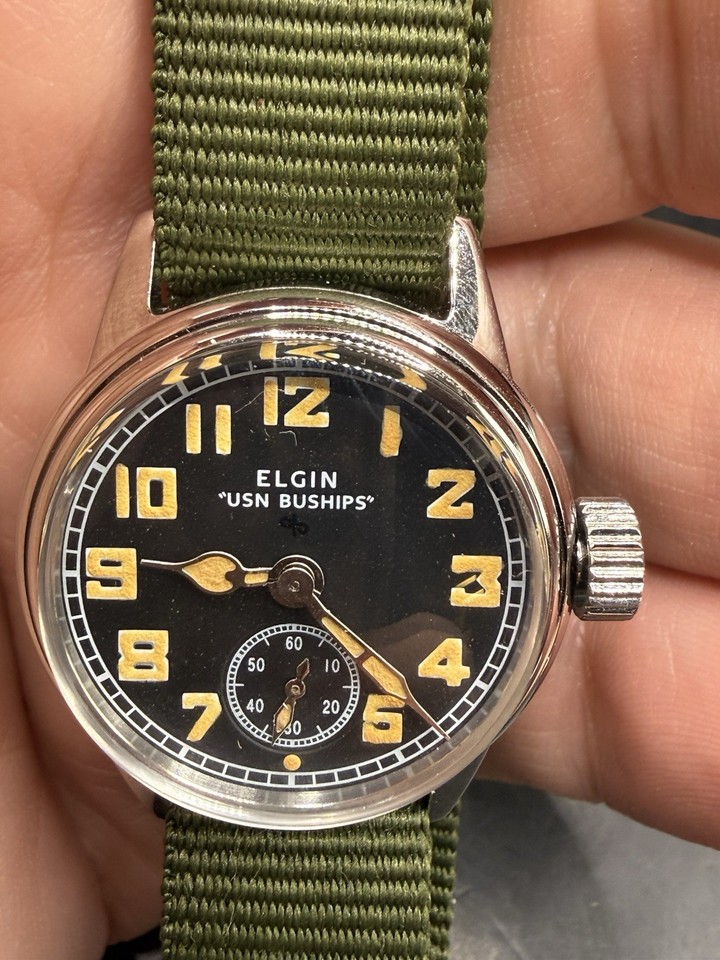 WW2 ELGIN USN BUSHIPS MILITARY WATCH SUB SECOND W/NEW MILITARY CASE ...