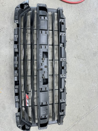 2016-2019 CHEVY CHEVROLET SILVERADO Z71 FRONT GRILL GRILLE OEM *New ...