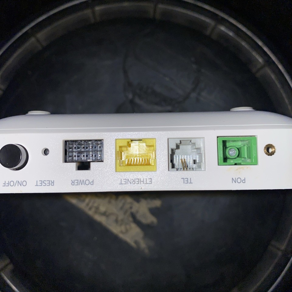 Nokia XS-110G-A Optical Network Terminal ONT comes with power cord ...