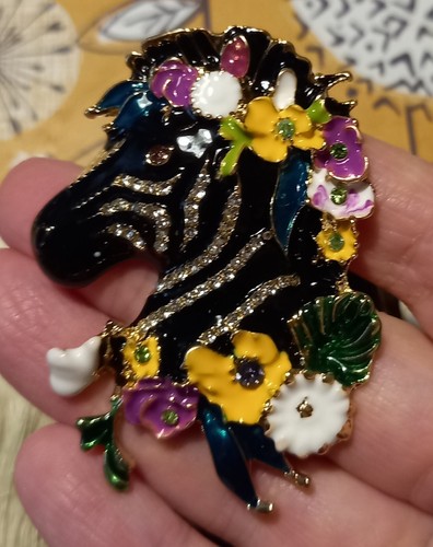 Floral ZEBRA Head BROOCH Enamel LOVELY Gorgeous FAB Glam VINTAGE STYLE ...