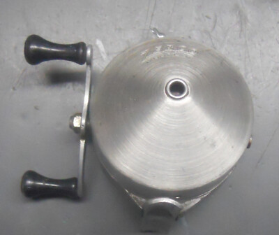 VINTAGE ZEBCO MODEL 11 SPINNING REEL | eBay