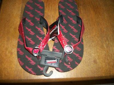 Wisconsin Badgers Campus Footnotes Flip Flop Sandals metalic Small | eBay