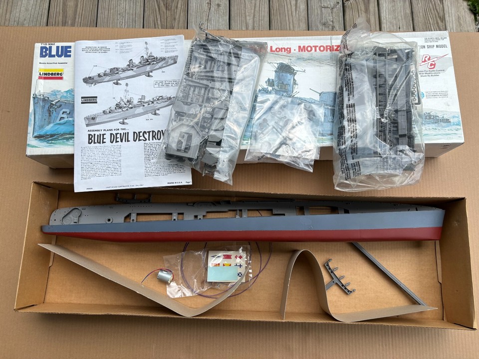 LINDBERG BLUE DEVIL DESTROYER FLETCHER CLASS 1:125 KIT #70815 Open Box ...