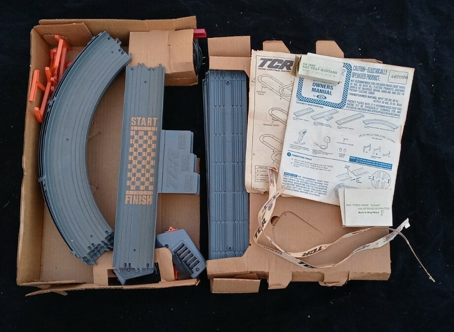 VINTAGE IDEAL TCR JAM SLOT CAR RACEWAY SLOTLESS TRACKS AS IS 6 CARS ...