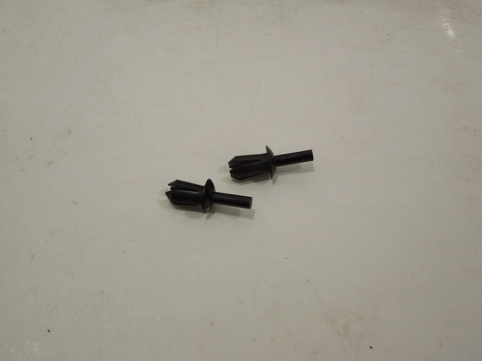 VW Sharan 7N Air Intake Plastic Spreader Rivet New Genuine Pair ...