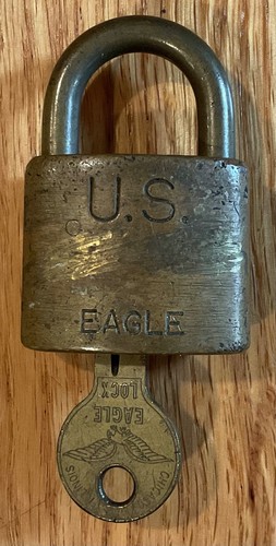 VINTAGE U.S EAGLE MILITARY BRASS PADLOCK 2 1/4” WORKING W/ KEY | eBay