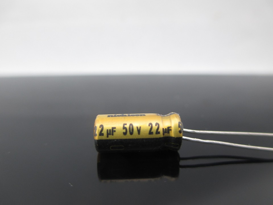 JAPAN 50PCS Nichicon FW 22uf 50V 22mfd Audio Capacitor for audio cap ...
